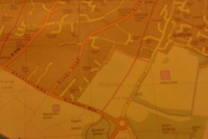 Footpath across Chesham Road Playing Fields - Living Magazines