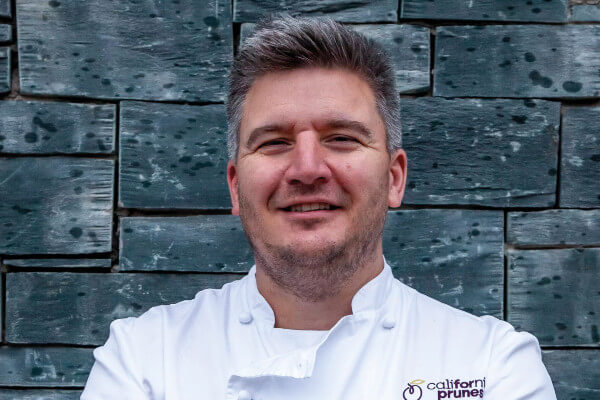 Peter Sidwell's Prune and Orange Hot Cross Buns - Living Magazines