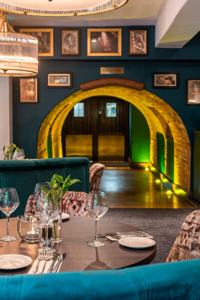 Popular Aston Clinton Pub Re-Opened with Stunning New Look - Living ...